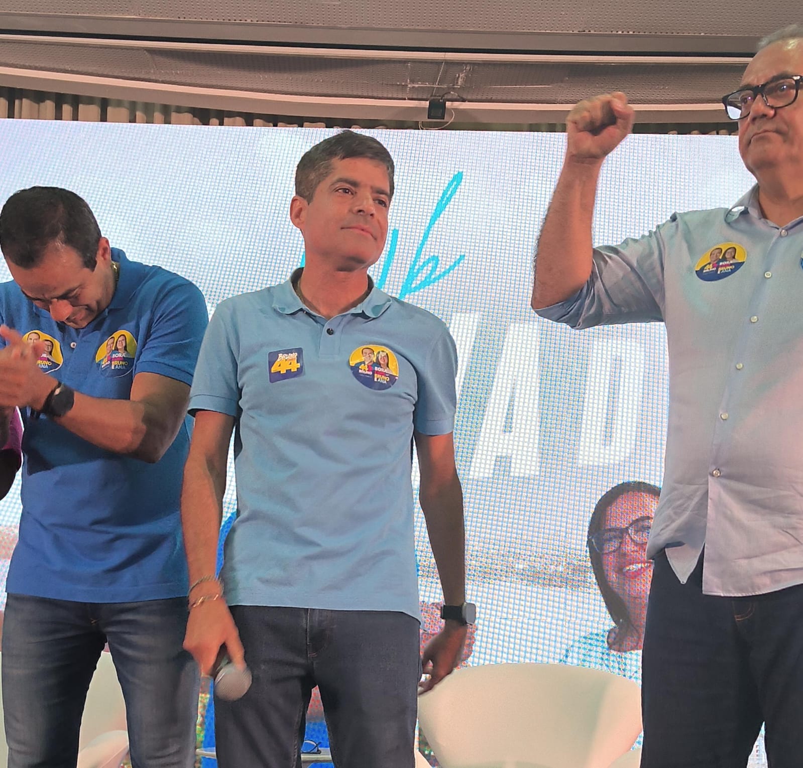 ACM Neto e Bruno Reis pedem aos vereadores que reelejam Carlos Muniz ...